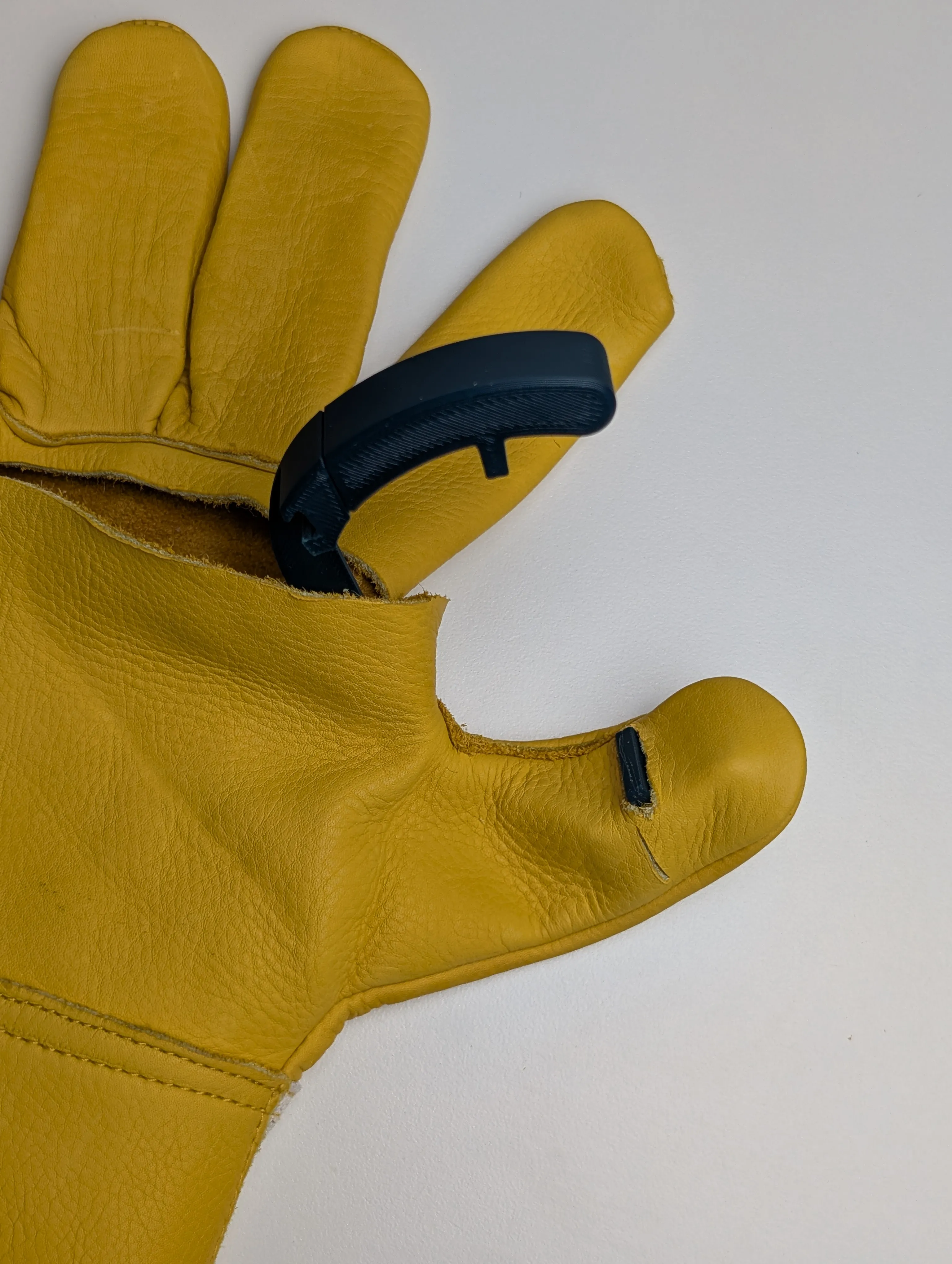 Real Living Severed Hand - Halloween prop/costume - Free 3D Print Model ...