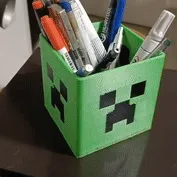 Creeper Pen Holder (Minecraft) by vimafeje3D MakerWorld: Download Free ...