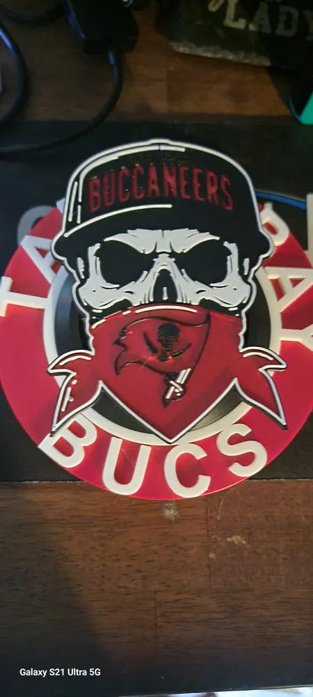BUCS HYPE CHAIN SPINNER - Free 3D Print Model - MakerWorld