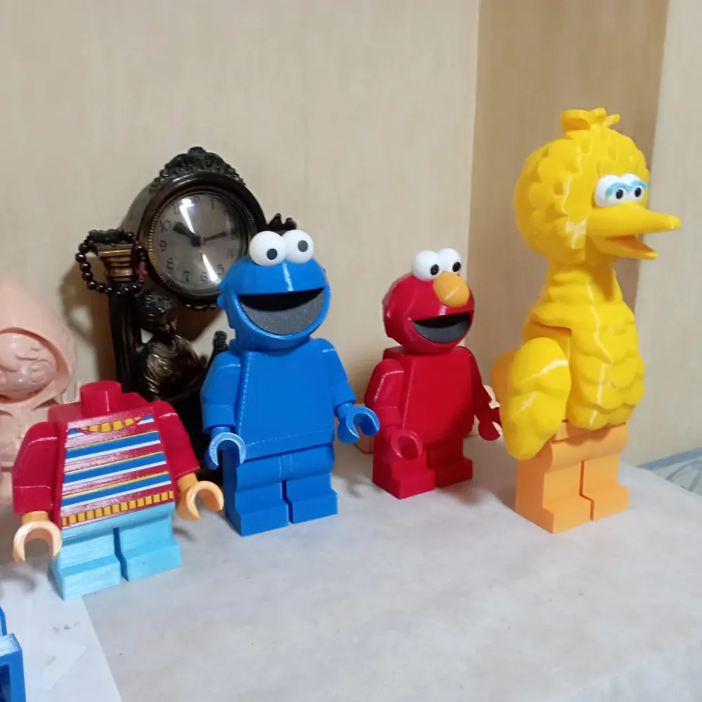 Big Bird Giant Minifig - Free 3D Print Model - MakerWorld