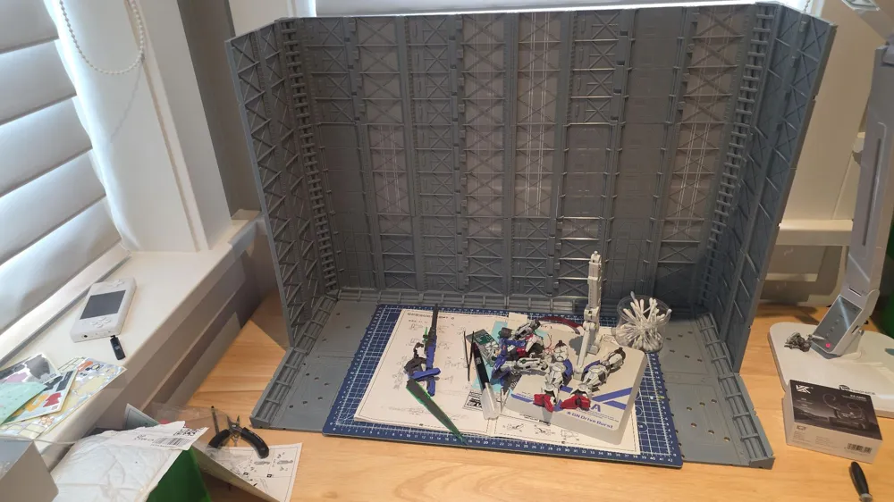 Modular Gunpla Mech Hanger Diorama Remixed by jimmyJimmerson MakerWorld ...