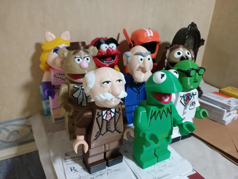 Kermit Muppets Giant Minifig - Free 3D Print Model - MakerWorld