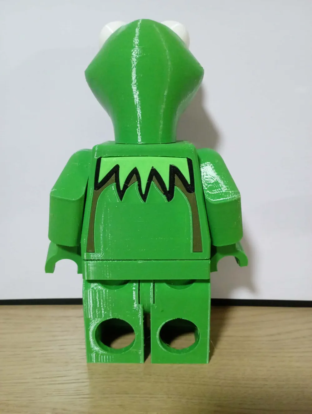 Kermit Muppets Giant Minifig - Free 3D Print Model - MakerWorld