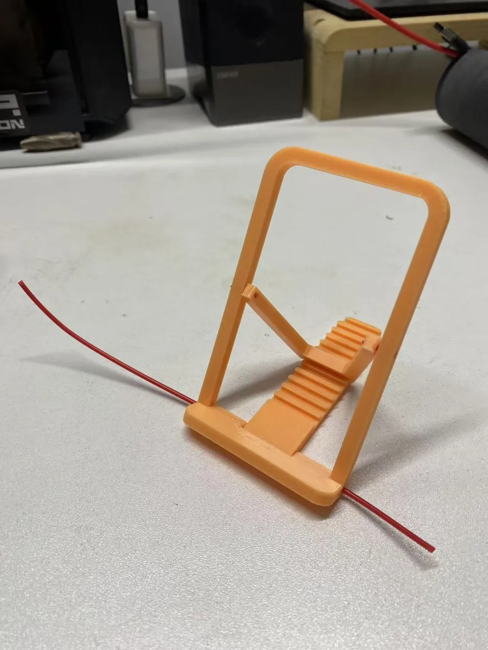 Portable Simple Phone Stand by user_707661658 MakerWorld: Download Free ...