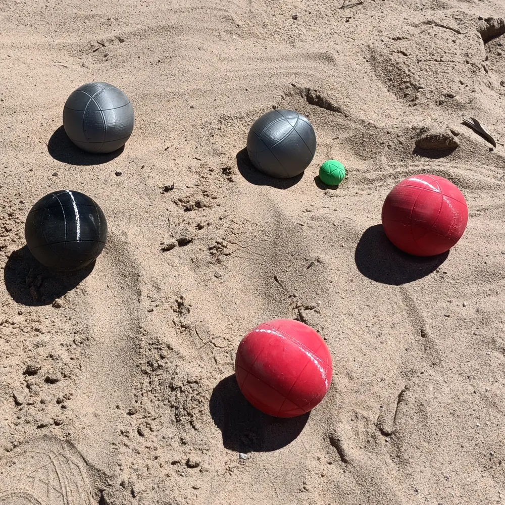 Beach Bocce Ball Set by Edna Lab MakerWorld: Download Free 3D Models