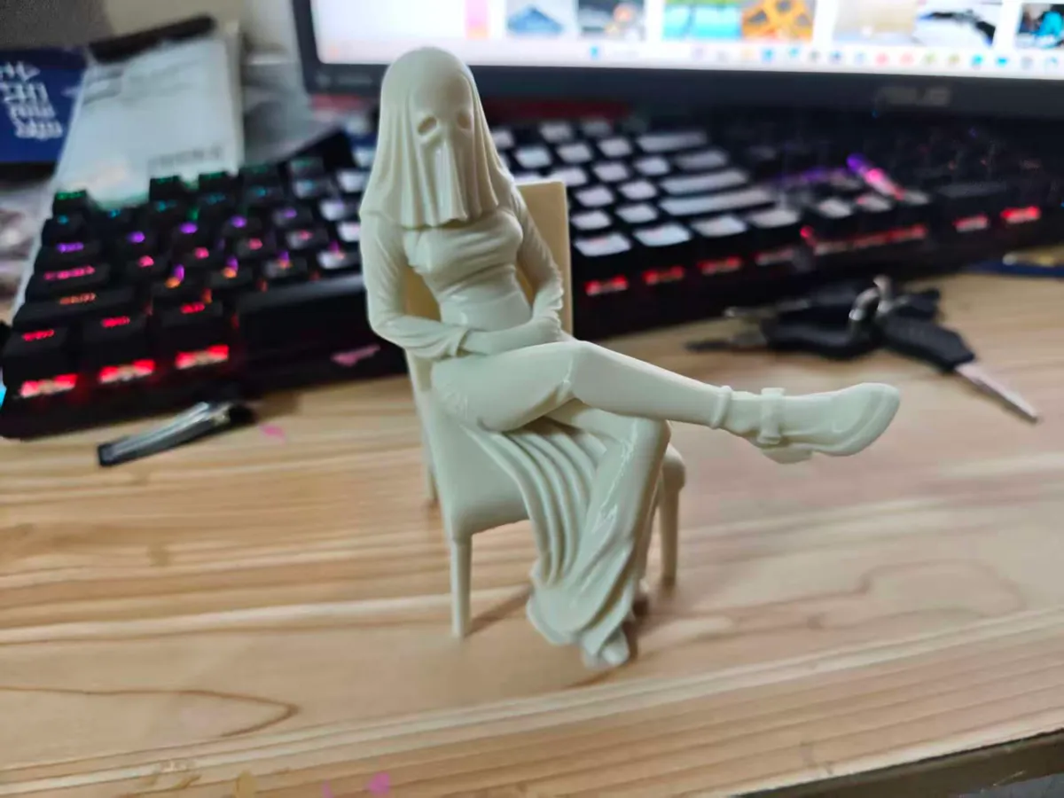 Ghost Girl -- "Please Help Me Take Off My Shoes" by 小岛秀夫（国际站） MakerWorld: Download Free 3D Models