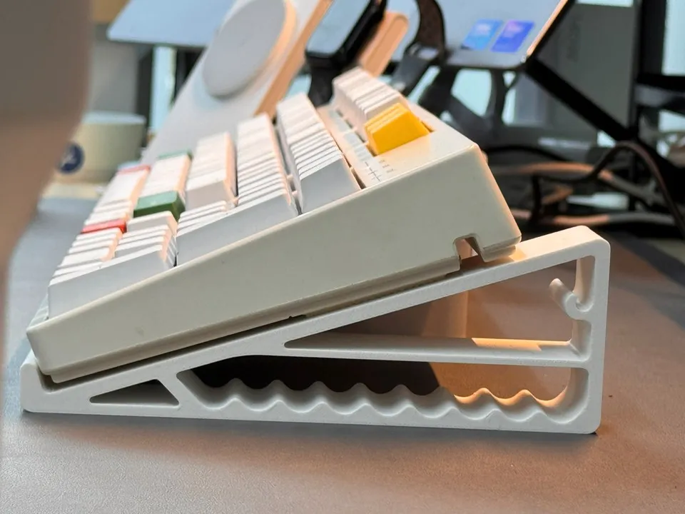 18.5 Degree Wrist-Friendly Keyboard Multi-functional Stand with Stable ...