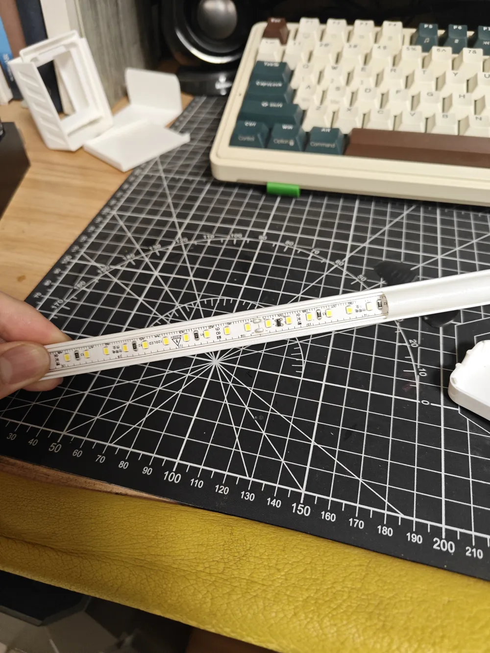 8mm LED strip channel and diffuser by 竹子3DP MakerWorld: Download Free ...