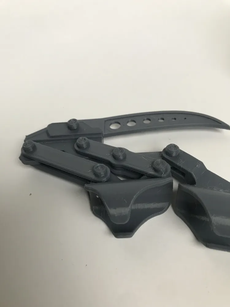 Mantis claw for cosplay - Free 3D Print Model - MakerWorld