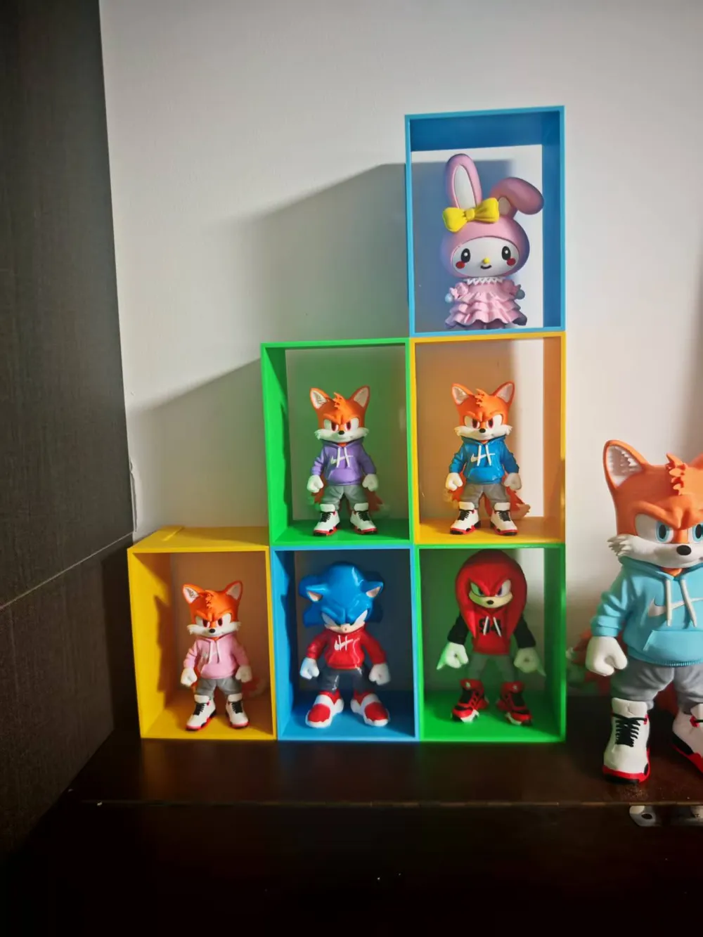 Modular Figure Display Stand by 青岛小哥 MakerWorld: Download Free 3D Models