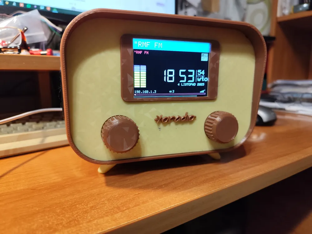 Yoradio Mini Vintage by bynio MakerWorld: Download Free 3D Models