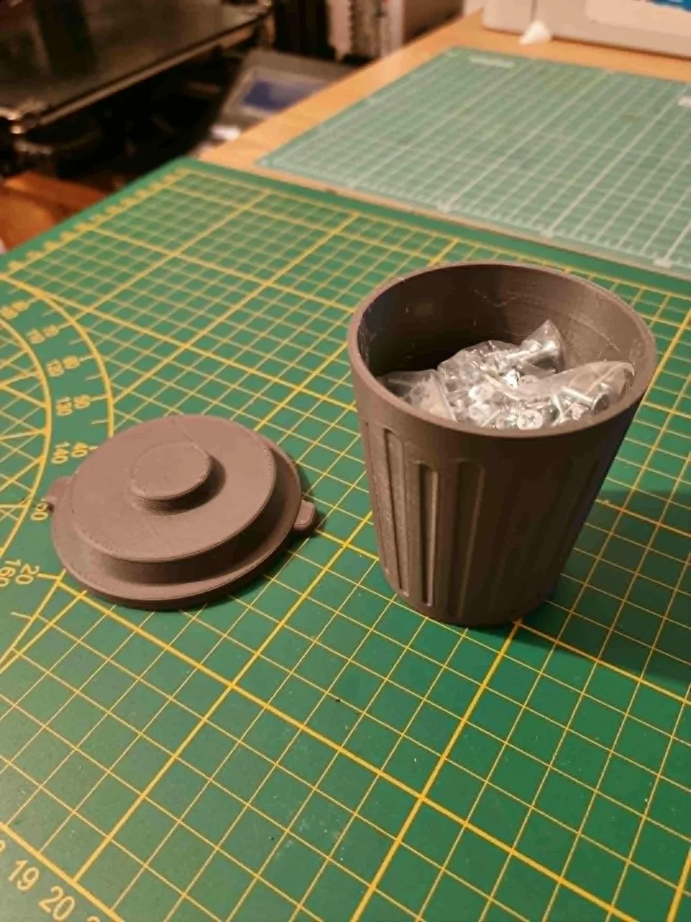 Garbage bin Scale 1:10 - Free 3D Print Model - MakerWorld