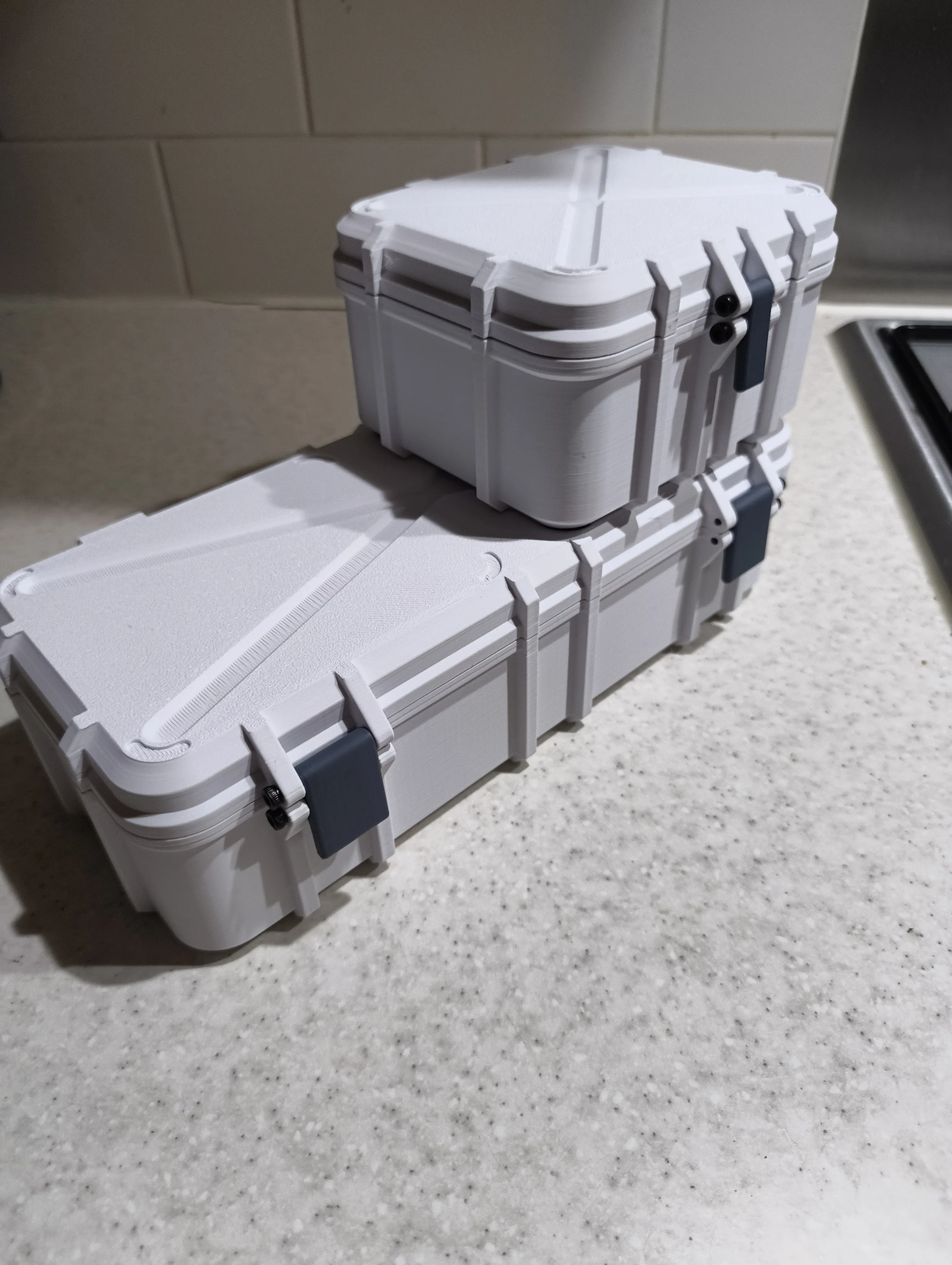 Rugged Hard Shell Case - Free 3D Print Model - MakerWorld
