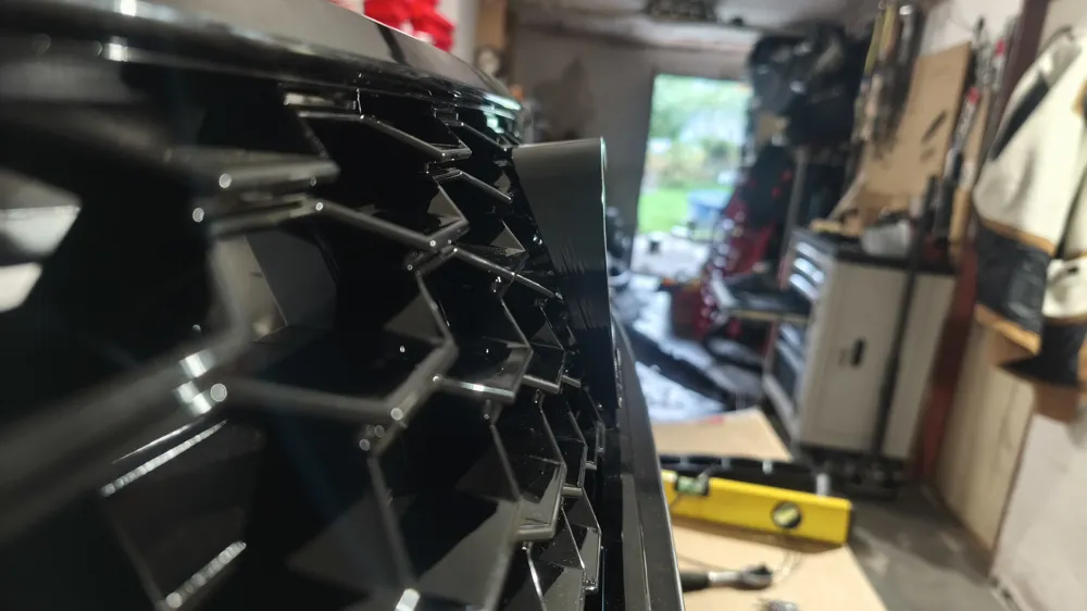 Audi logo holder front grill attachment by Borek3D MakerWorld: Download ...