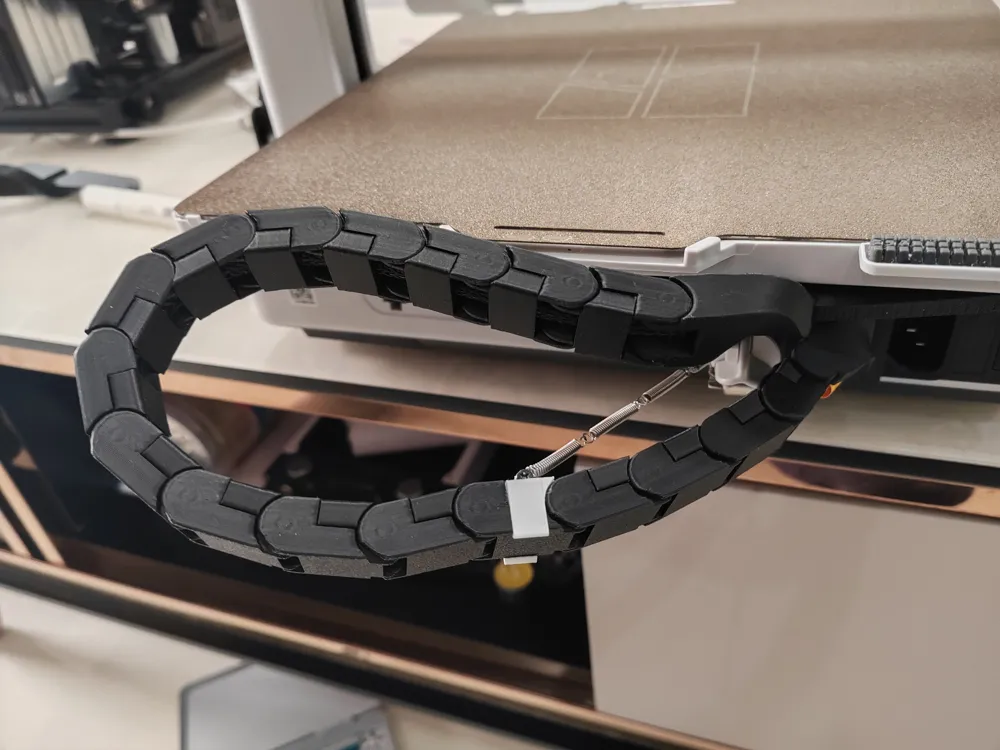 Fixador de eixo triangular para esteira porta-cabos A1 por user ...