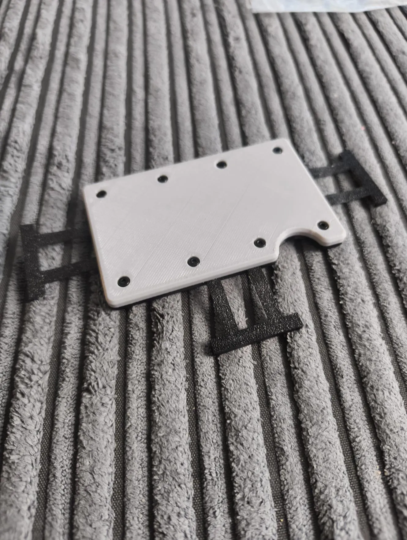Card Wallet With Money Clip - Free 3D Print Model - MakerWorld