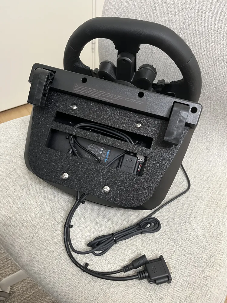 G923 / G29 quick release - Logitech - Free 3D Print Model - MakerWorld
