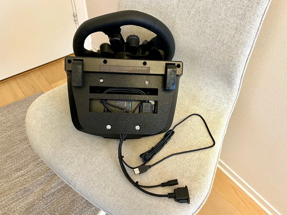 G923 / G29 quick release - Logitech - Free 3D Print Model - MakerWorld