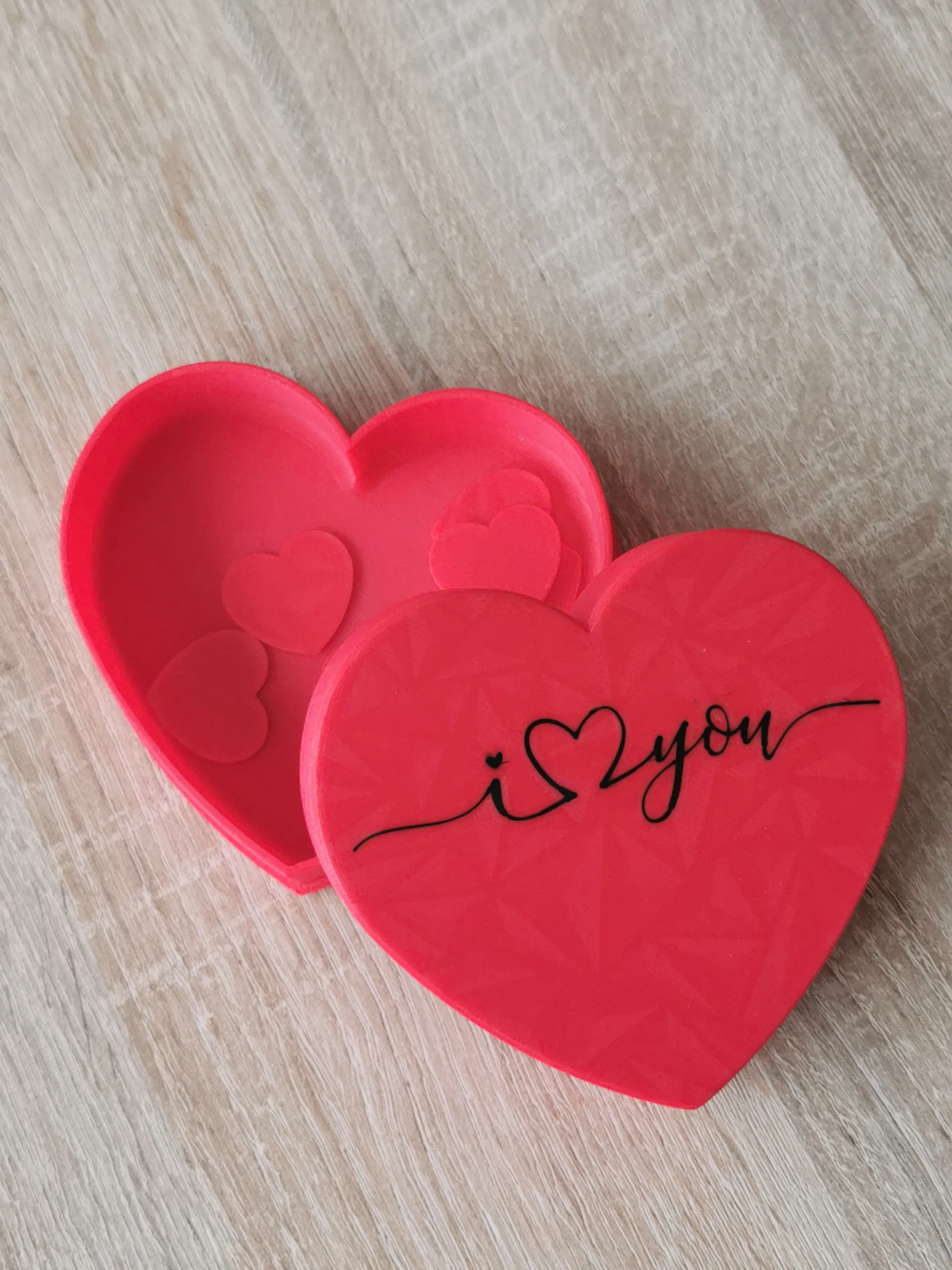 heart box - Free 3D Print Model - MakerWorld
