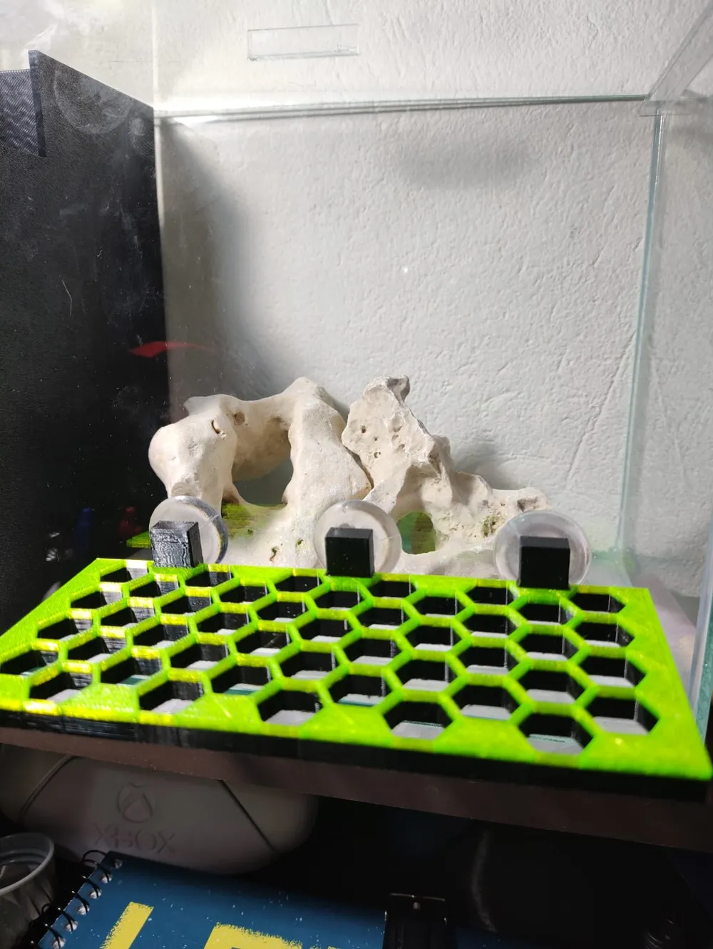 Frag Rack Hexagonal - Free 3D Print Model - MakerWorld