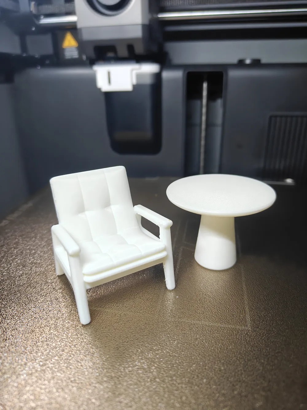 Miniature Model - Stylish Minimalist Casual Sofa Set - Free 3D Print Model - MakerWorld