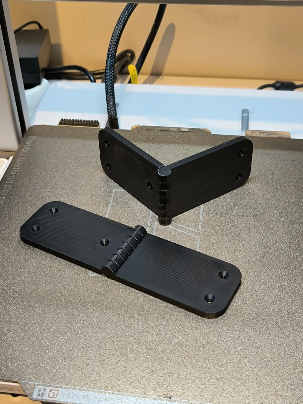 Big hinge Remixed by JoFo Design MakerWorld: Download Free 3D Models