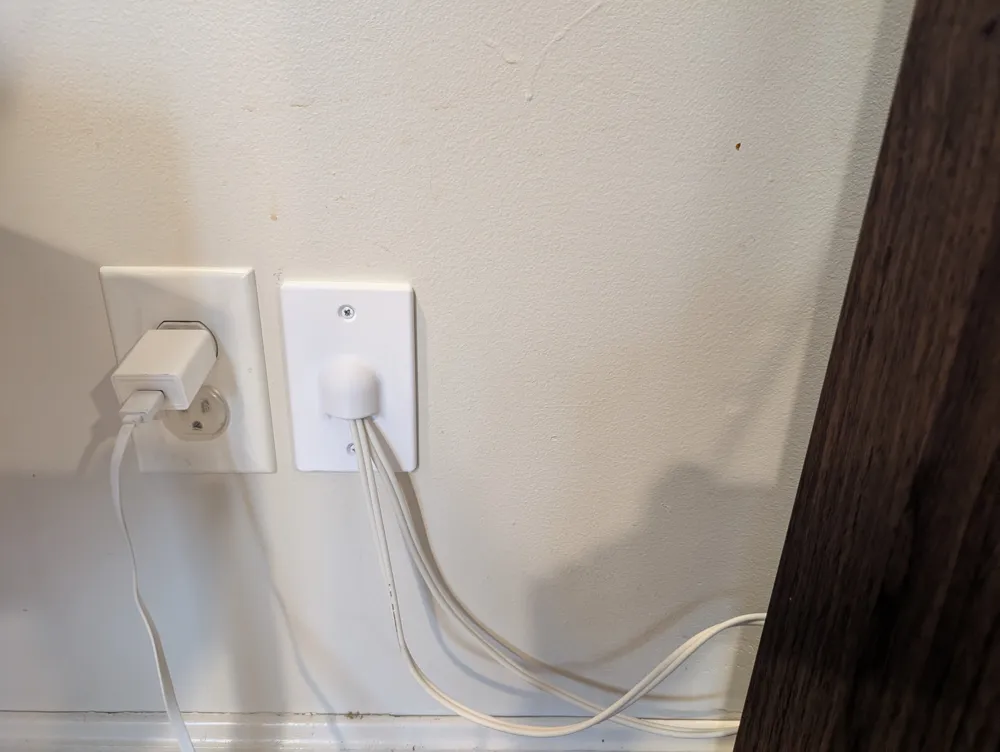 Speaker Wire Passthrough Outlet Cover by Fantastic Plastic Person ...