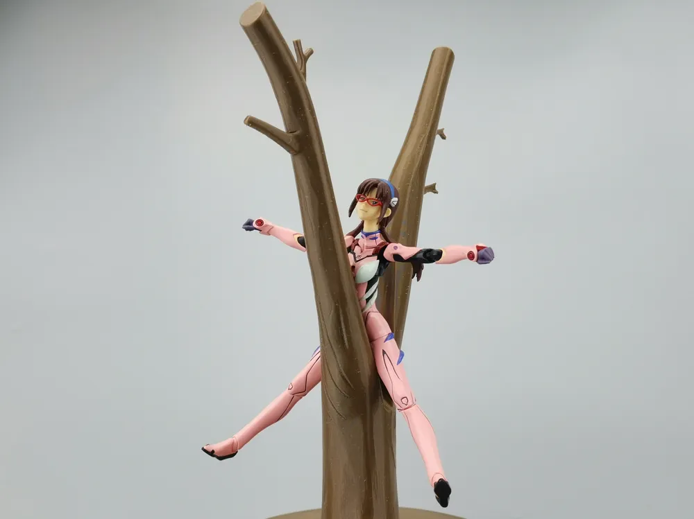 Tom Cat Splits the Big Tree Famous Scene Multi-Functional Stand - Free ...