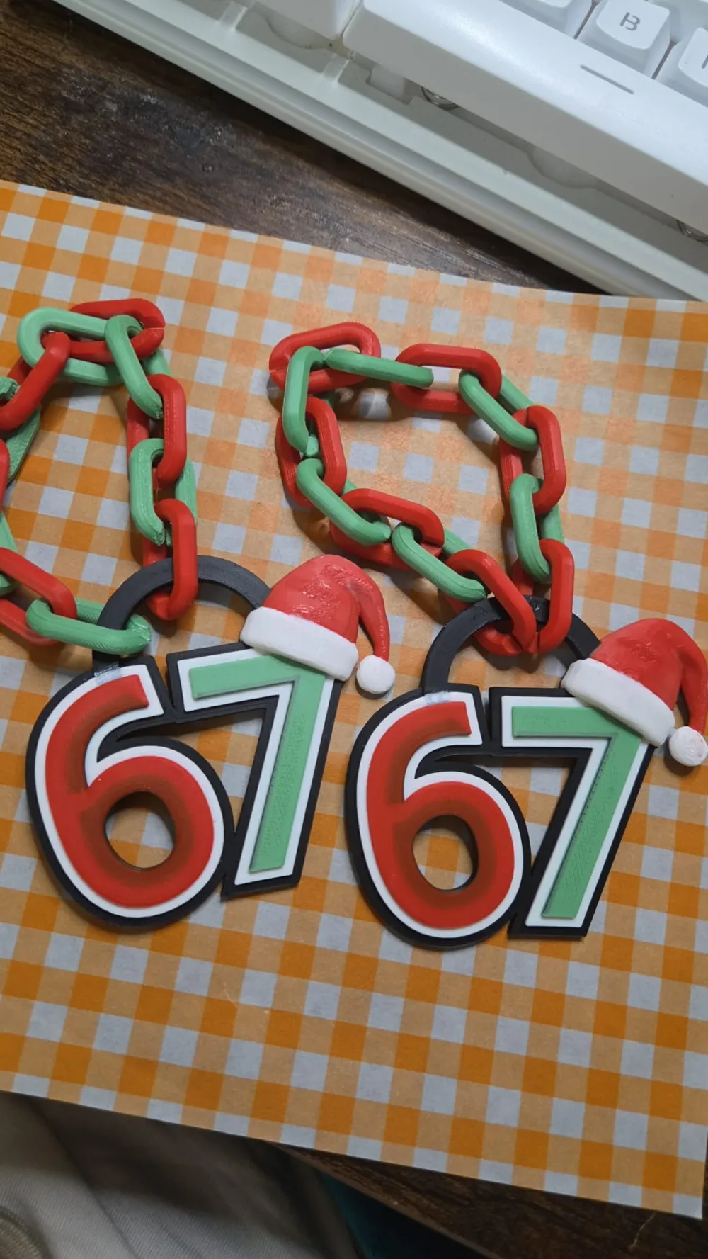 67 Elf Chain - Style 2 - Free 3D Print Model - MakerWorld