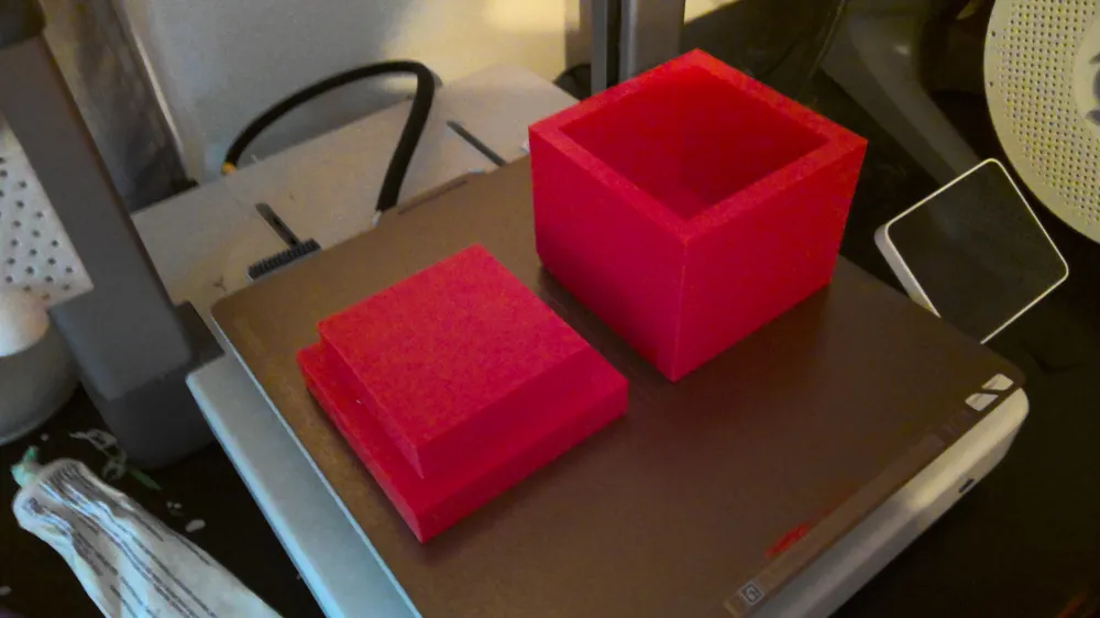 Simple box 10 cm cube by Salrachi MakerWorld: Download Free 3D Models