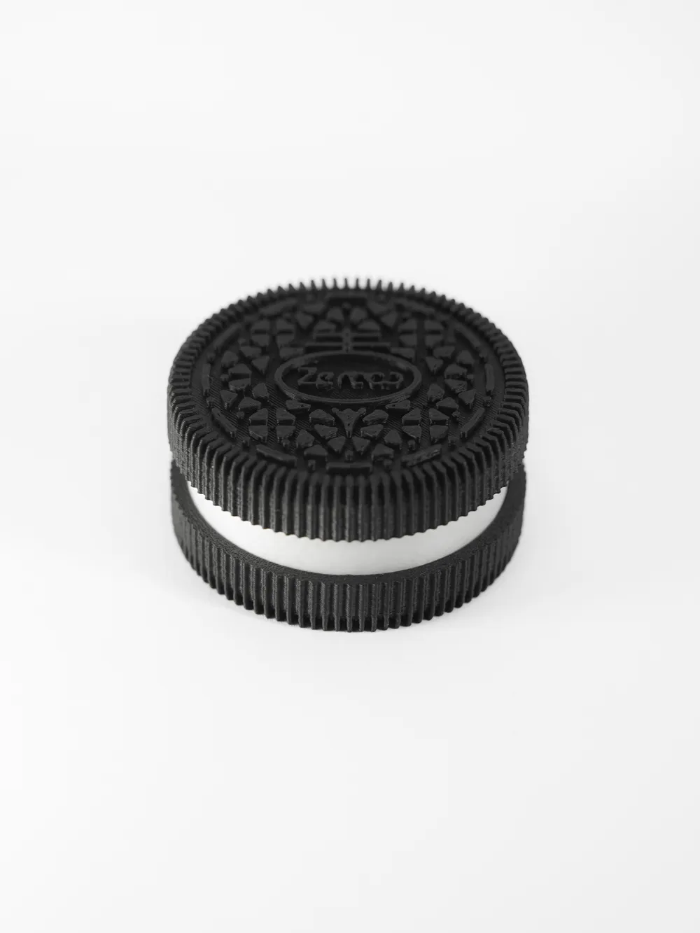 Oreo Fidget Button Keychain - Free 3D Print Model - MakerWorld