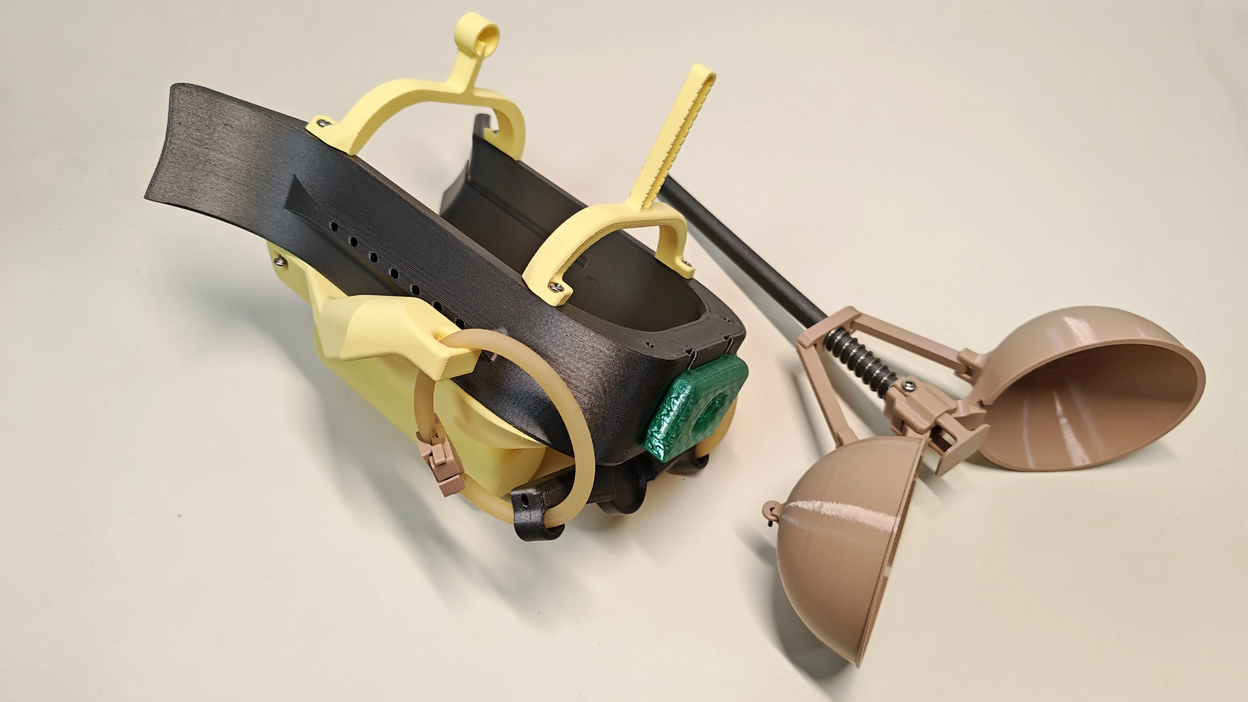 Snowball launcher V2 - Free 3D Print Model - MakerWorld