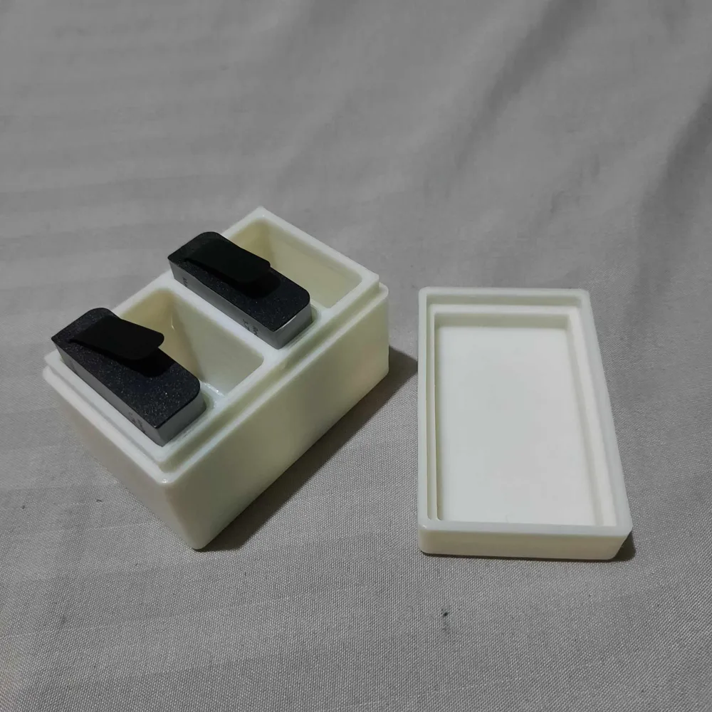 Akaso V50X Camera Battery Case (4 slots) by jayron MakerWorld: Download ...