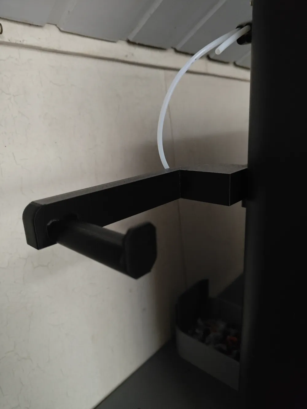 Bambu Lab P1S P1P filament holder by Freestyle4all MakerWorld: Download ...