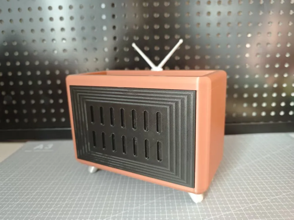 Retro Holographic Projection Mini TV - Free 3D Print Model - MakerWorld