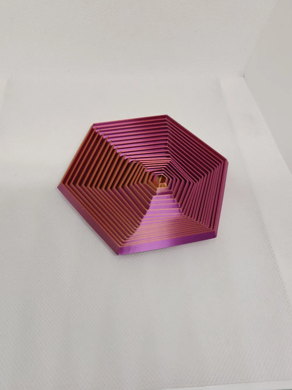 Hexagonal Infinity Fidget - Free 3D Print Model - MakerWorld