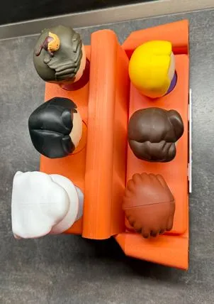 FRIENDS couch for McDonalds figures - Free 3D Print Model - MakerWorld