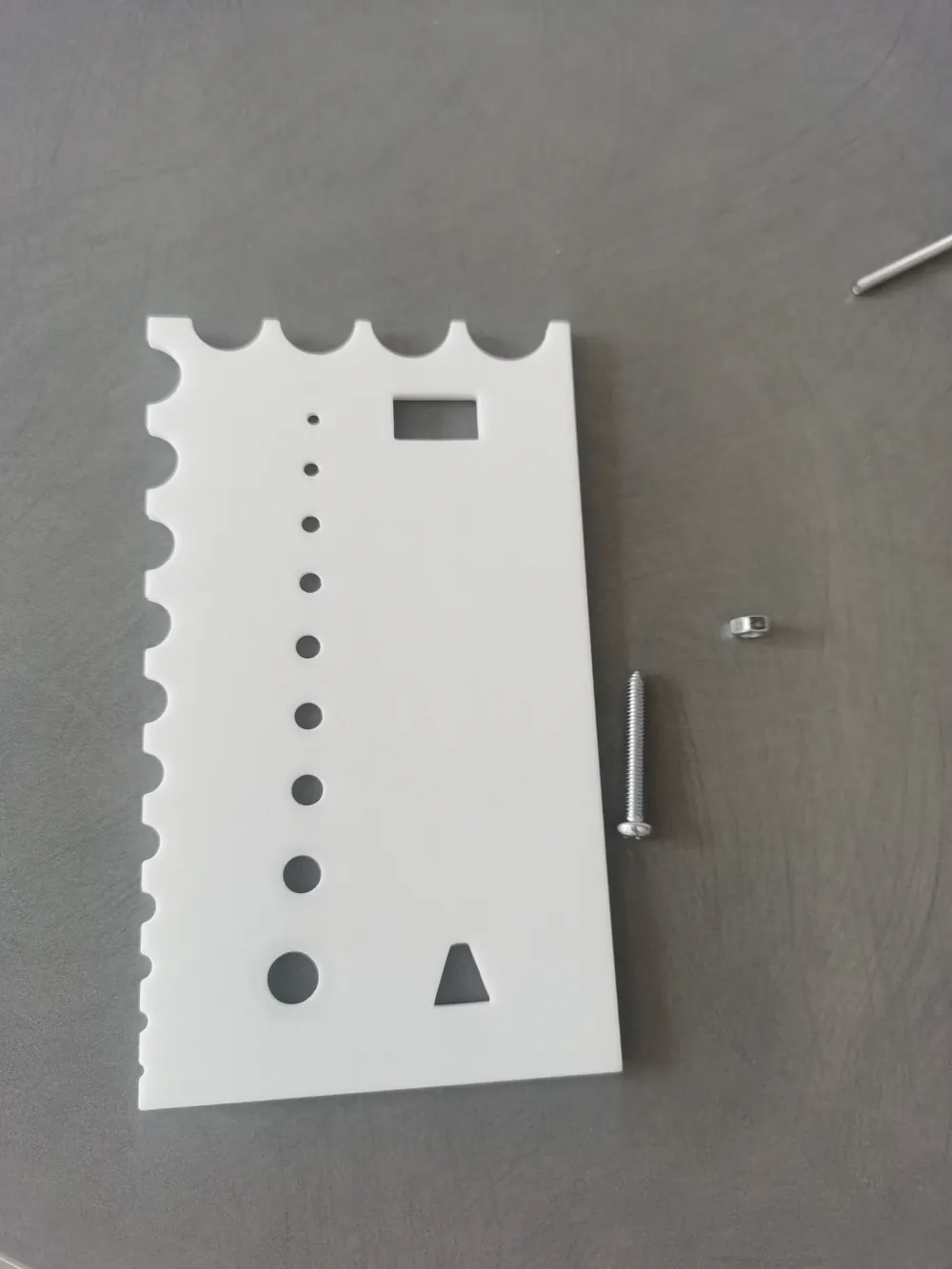 Multi-functional R-angle and Fillet Gauge, Screw and Nut Measuring ...