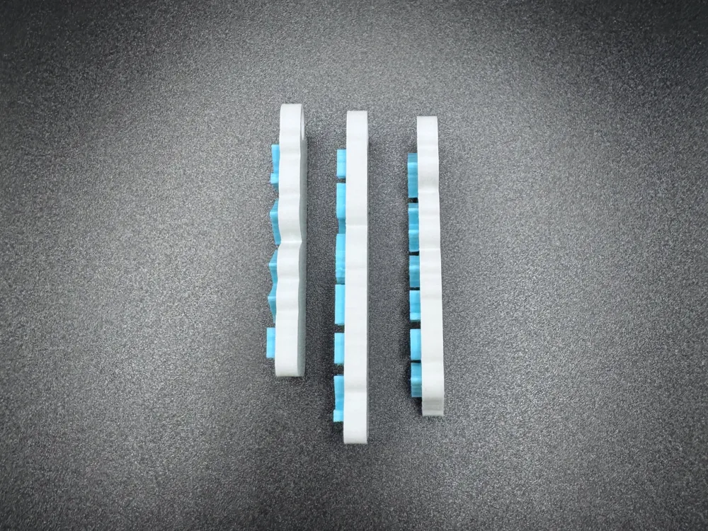 Frozen Filmstil Schriftart Benutzerdefinierter Schlüsselanhänger ...