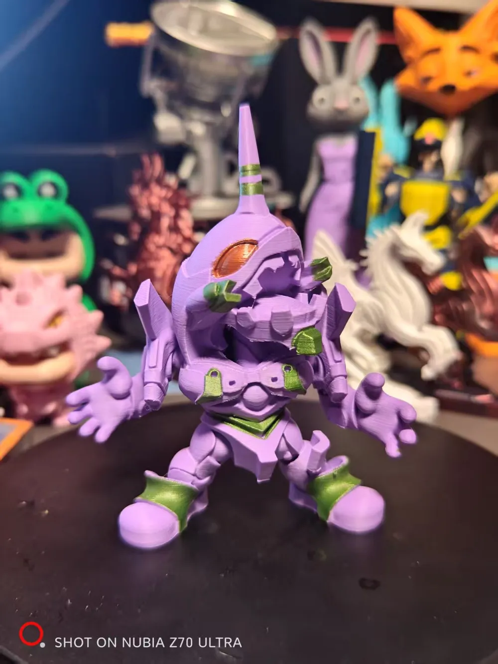 EVA-01 Chibi em Posição de Rugido - Modelo gratuito para impressão 3D ...