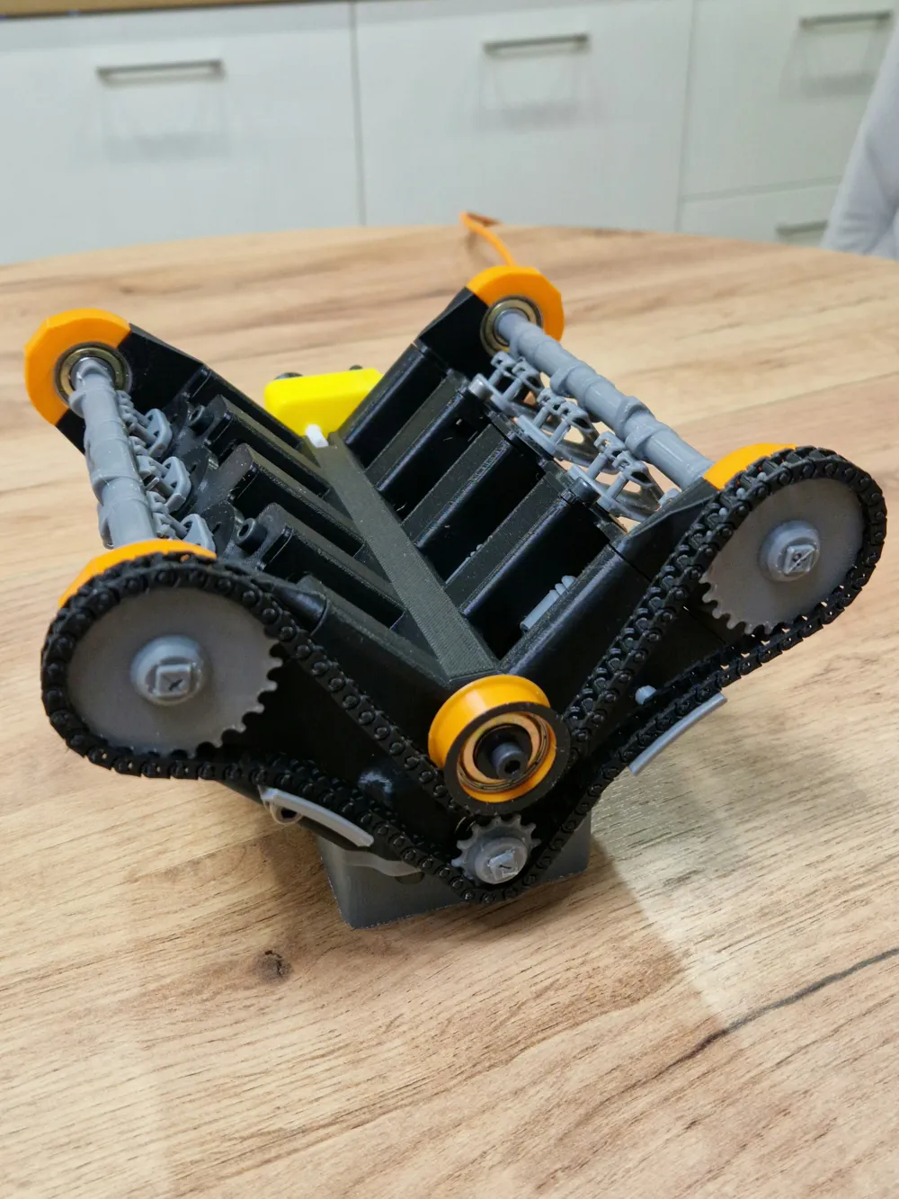 V8 Engine Model | Moving parts - Free 3D Print Model - MakerWorld