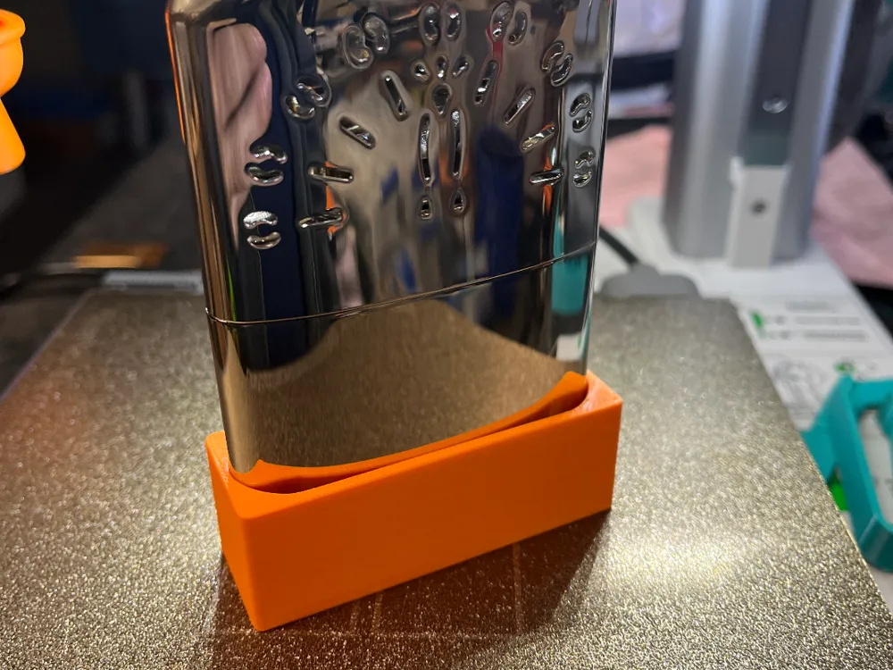 Peacock handwarmer filler stand - Free 3D Print Model - MakerWorld