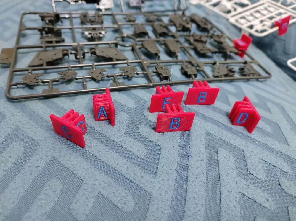 Gundam Model Kit Runner Tags - Free 3D Print Model - MakerWorld