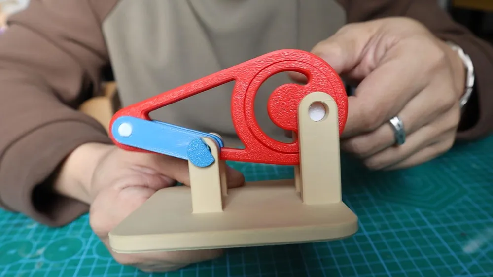 Easy-to-Print Eccentric Cam Mechanical Model by 蒙野骨手 MakerWorld ...