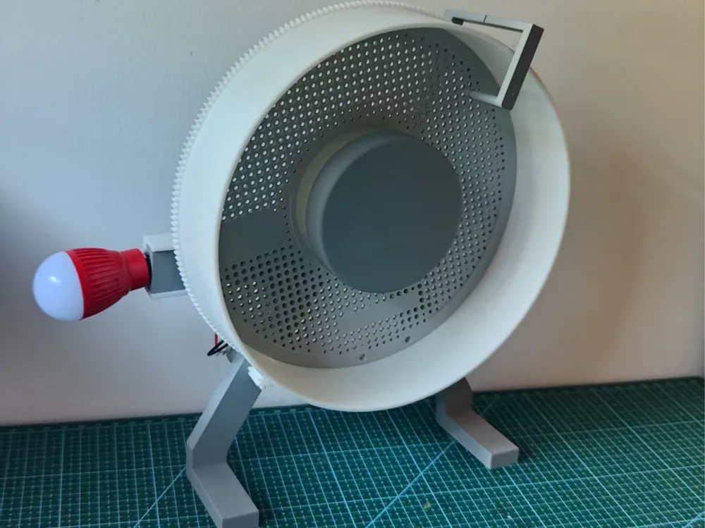 Hamster Wheel Generator! Hamster workstation, for charging phones ...