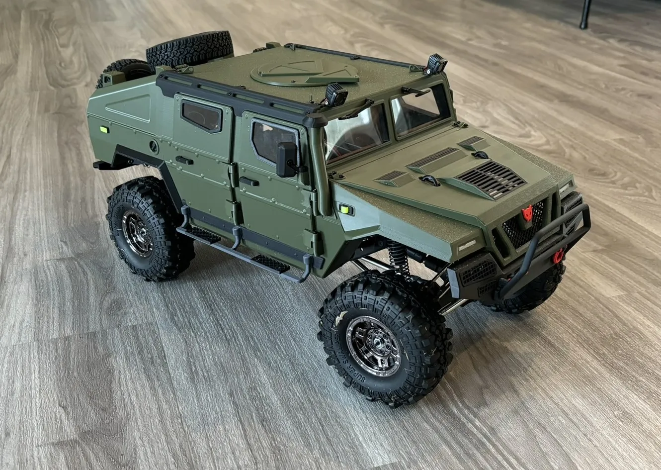 Articulated 1:10 Chassis - Free 3D Print Model - MakerWorld