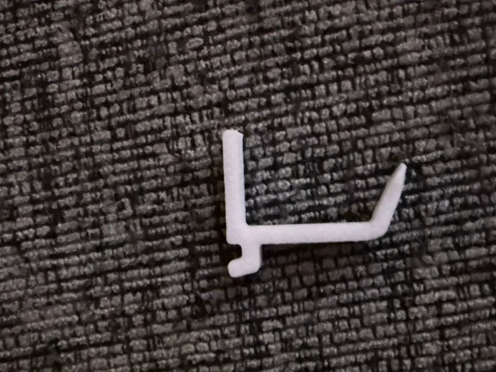 curved mantle clip by Bushy MakerWorld: Download Free 3D Models