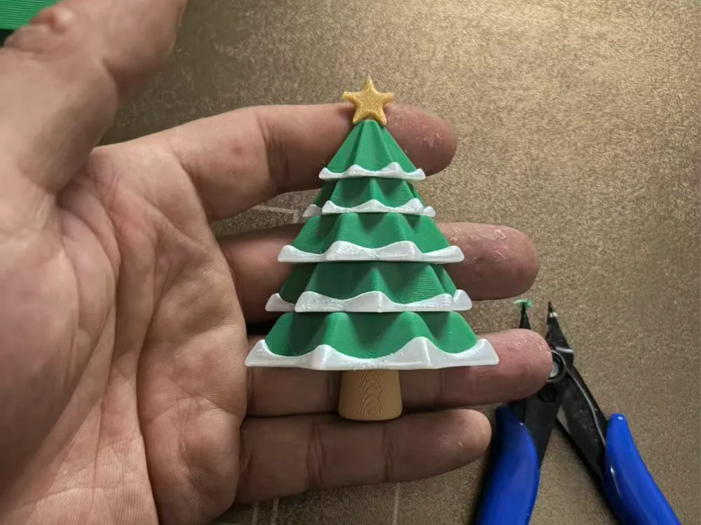 Christmas tree fridge magnet by user_761834618 MakerWorld: Download ...