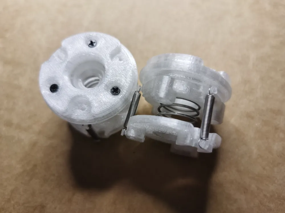 Multi-degree-of-freedom auto-centering device by 青铜扳子com MakerWorld ...