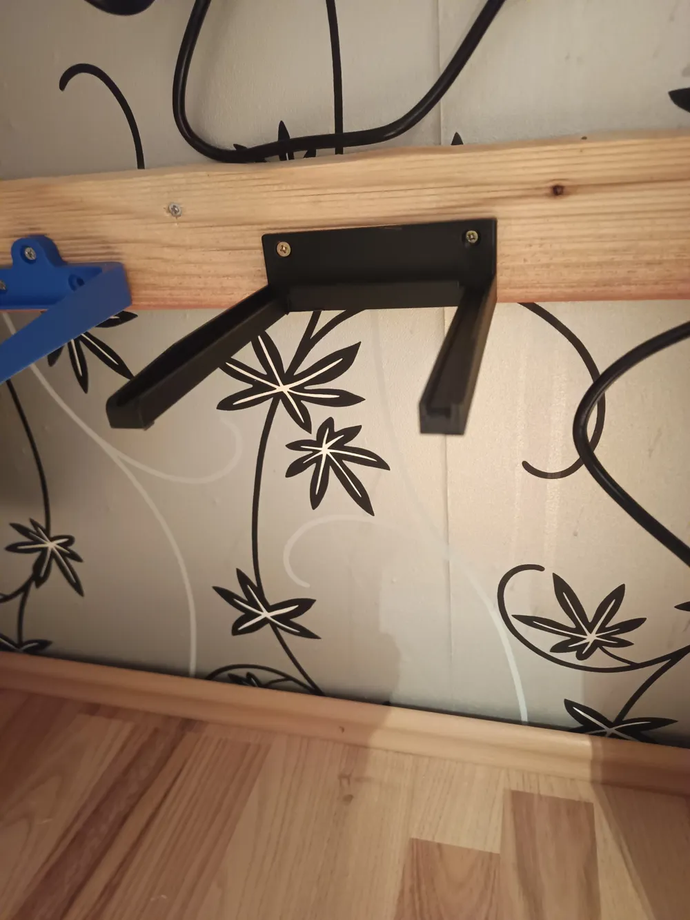 Cereal Box Wall Mount - Free 3D Print Model - MakerWorld